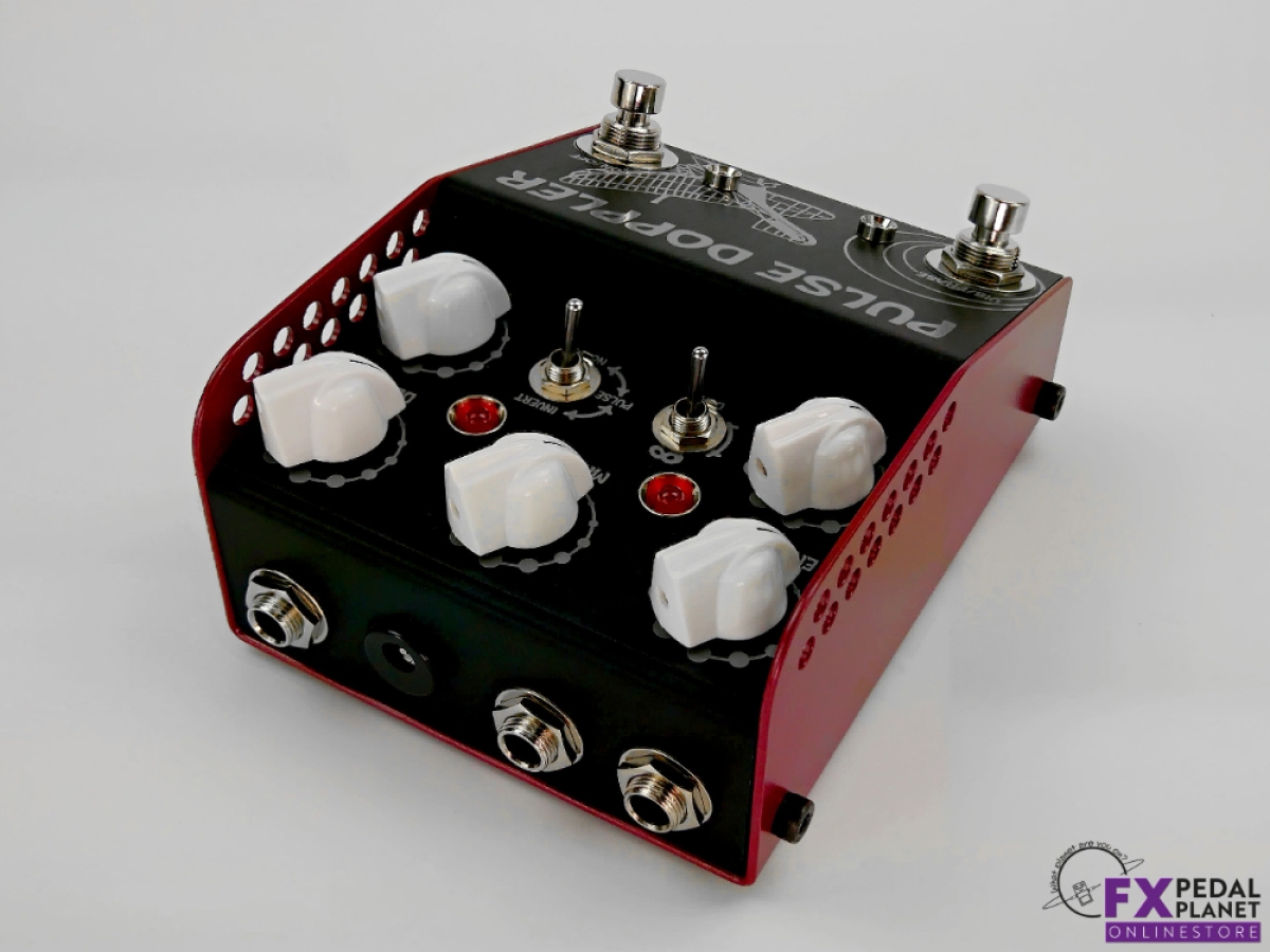 ThorpyFX Pulse Doppler Phaser Vibrato Tremolo Effects Pedal | Thor | FX ...