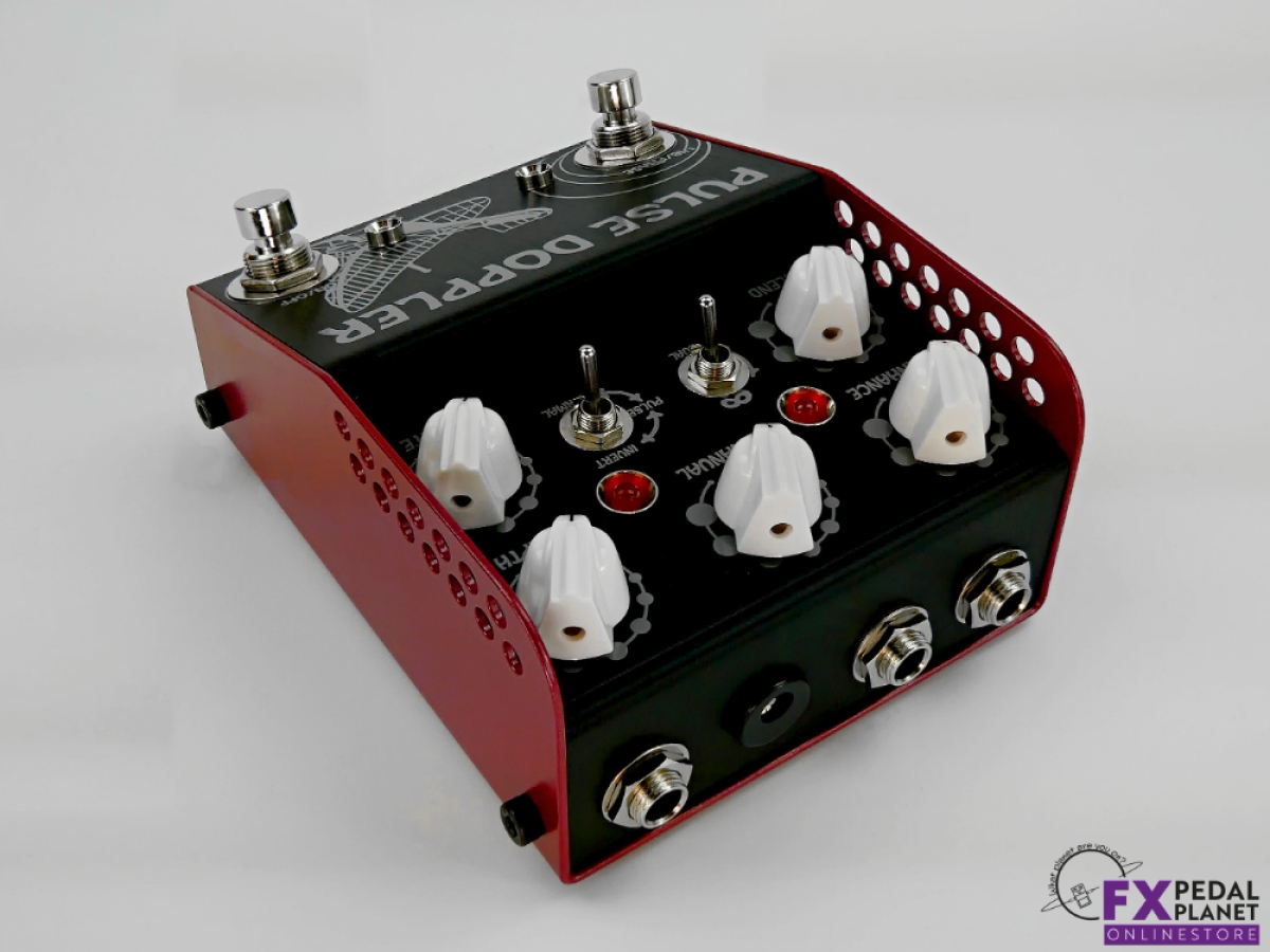 ThorpyFX Pulse Doppler Phaser Vibrato Tremolo Effects Pedal | Thor | FX ...
